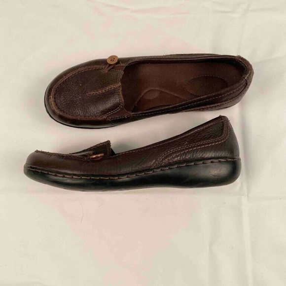 Clarks | Shoes | Clarks Womens Loafers Comfort Slip On Button 85 | Poshmark